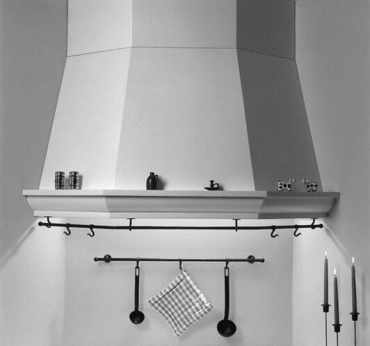 Cottage Corner - Rural corner mounted range hood, width 950-1014 mm